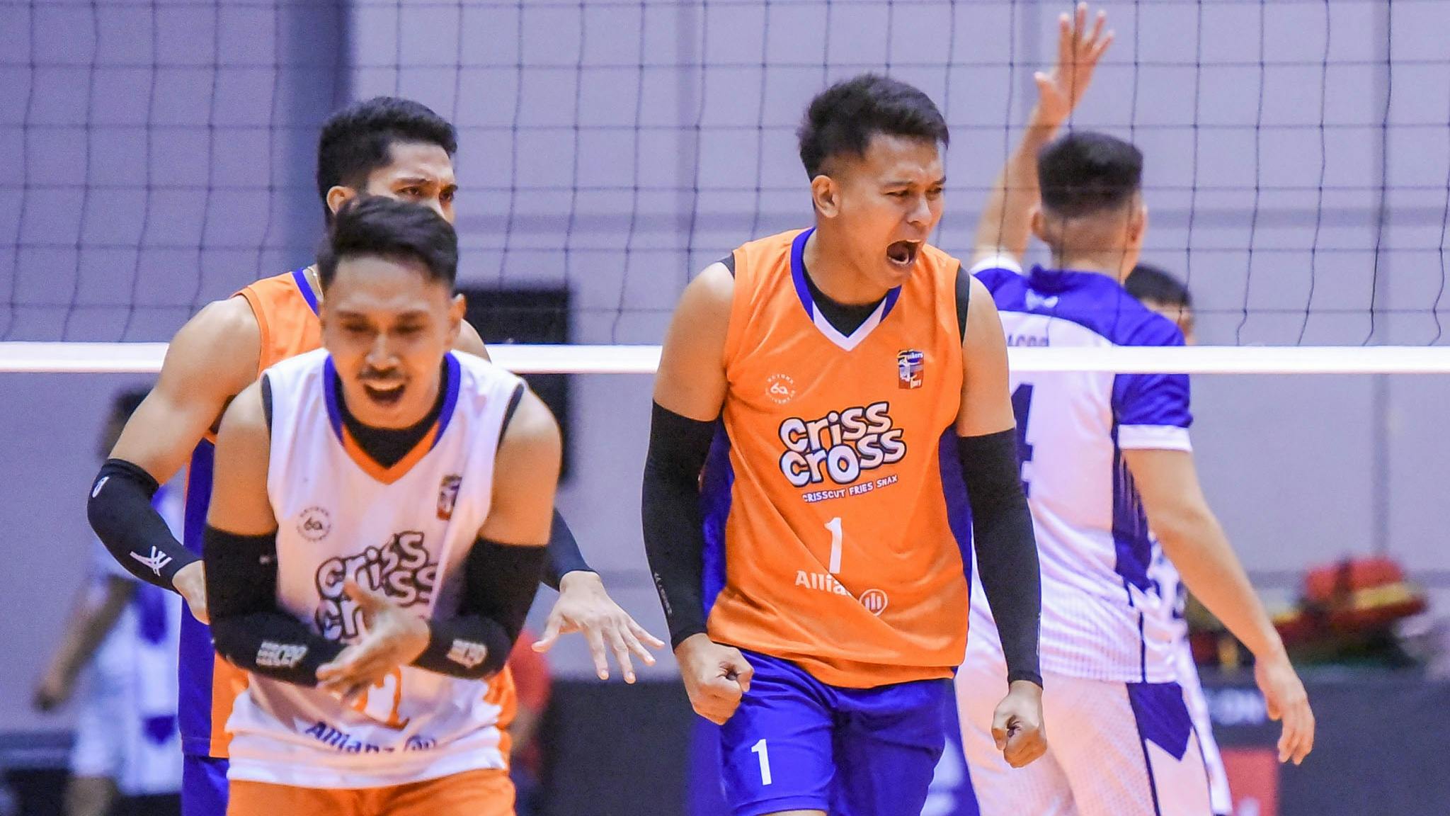Spikers' Turf: Criss Cross King Crunchers repel gritty PGJC-Navy ...