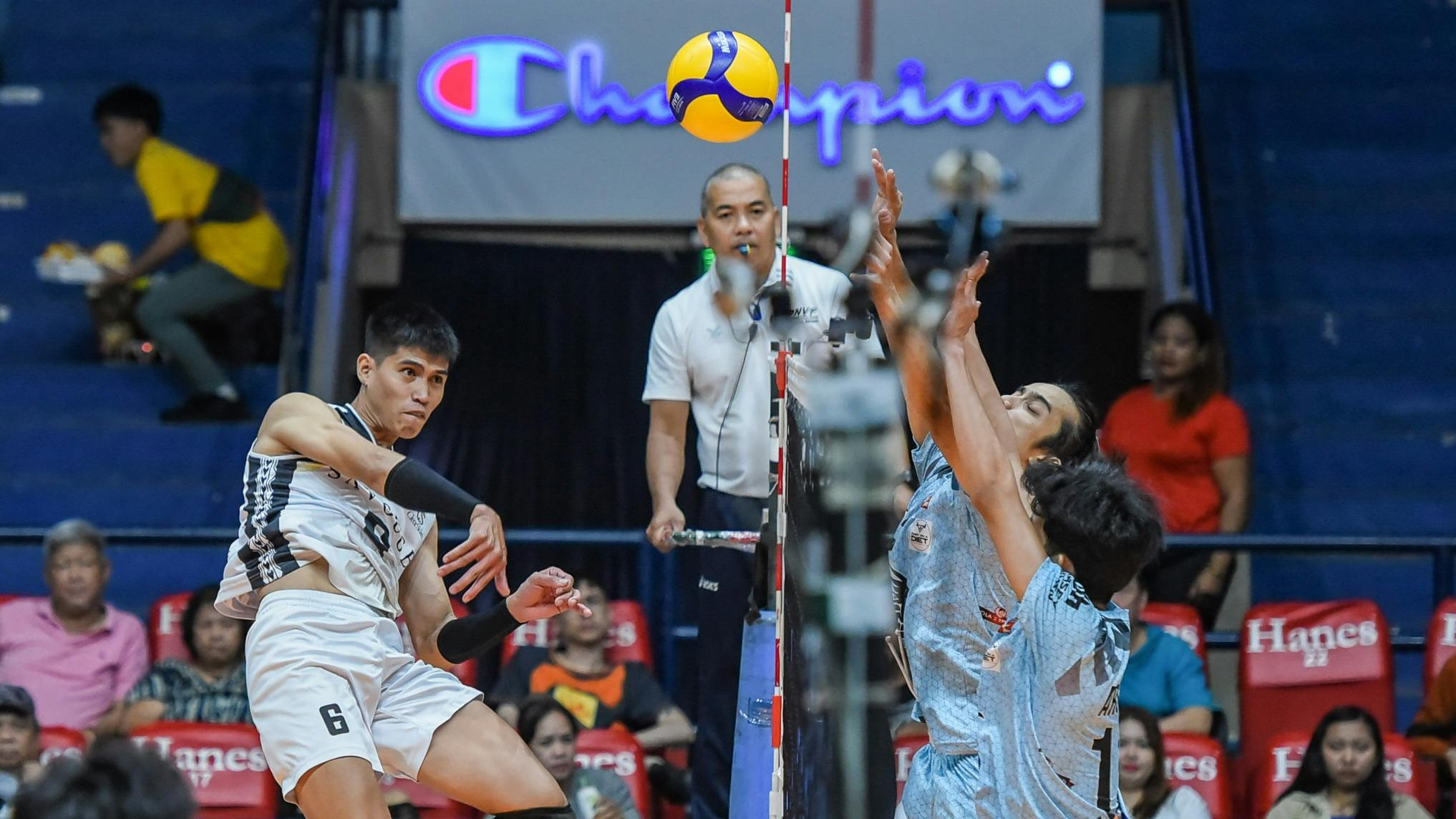 Spikers' Turf: Savouge Spin Doctors clobber VNS-Laticrete Griffins ...