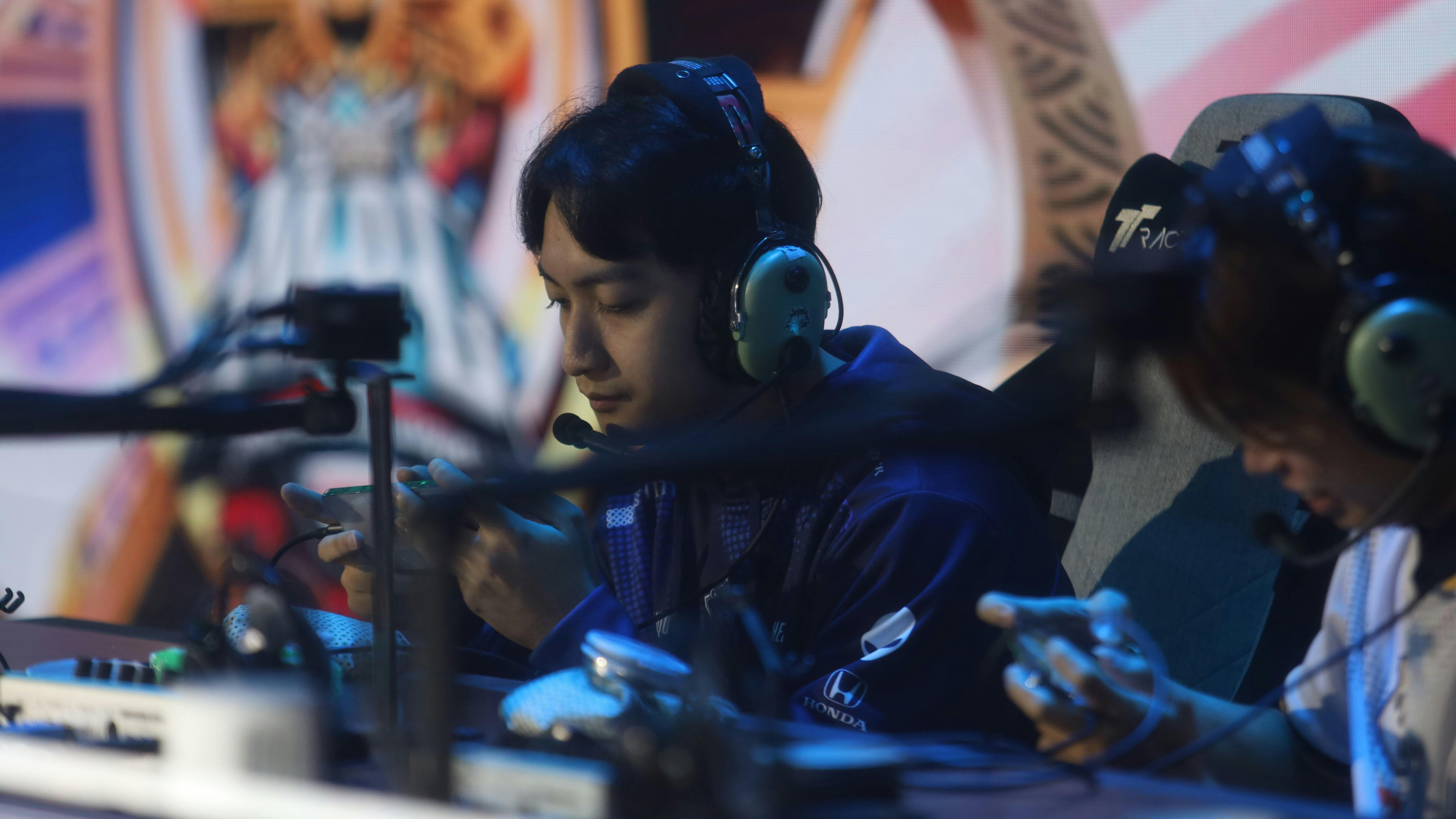 WATCH | Oheb vs Kelra clash of Team Liquid PH and ONIC PH highlight MPL ...