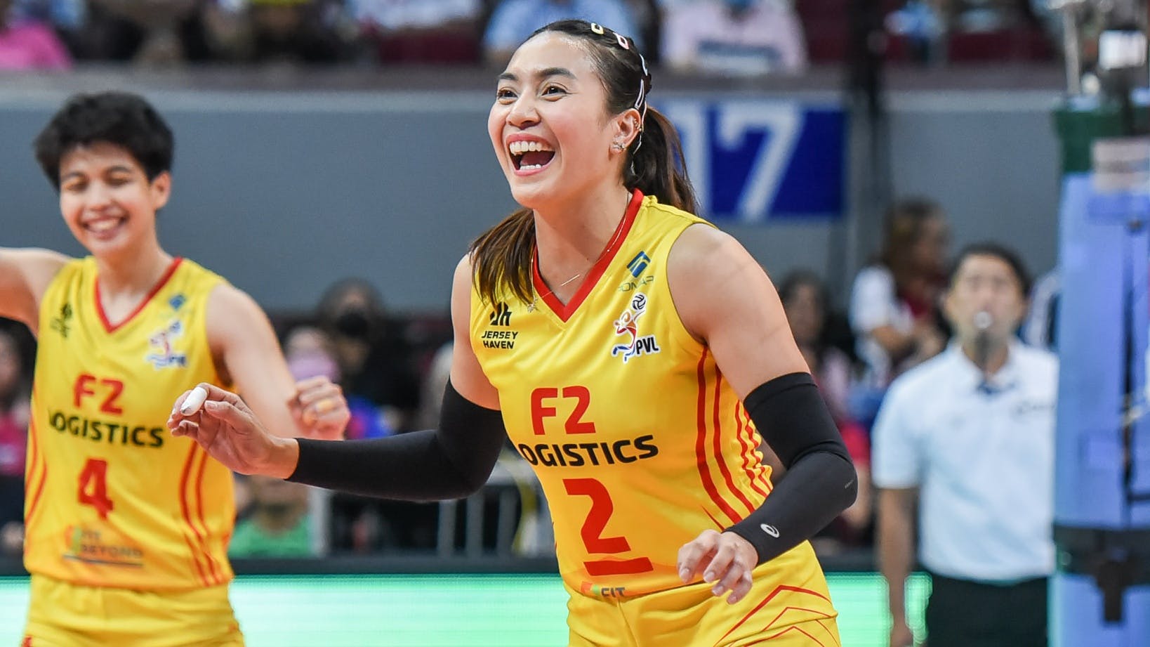 Aby Maraño gives Kamille Cal makeup makeover in hilarious ‘live selling ...