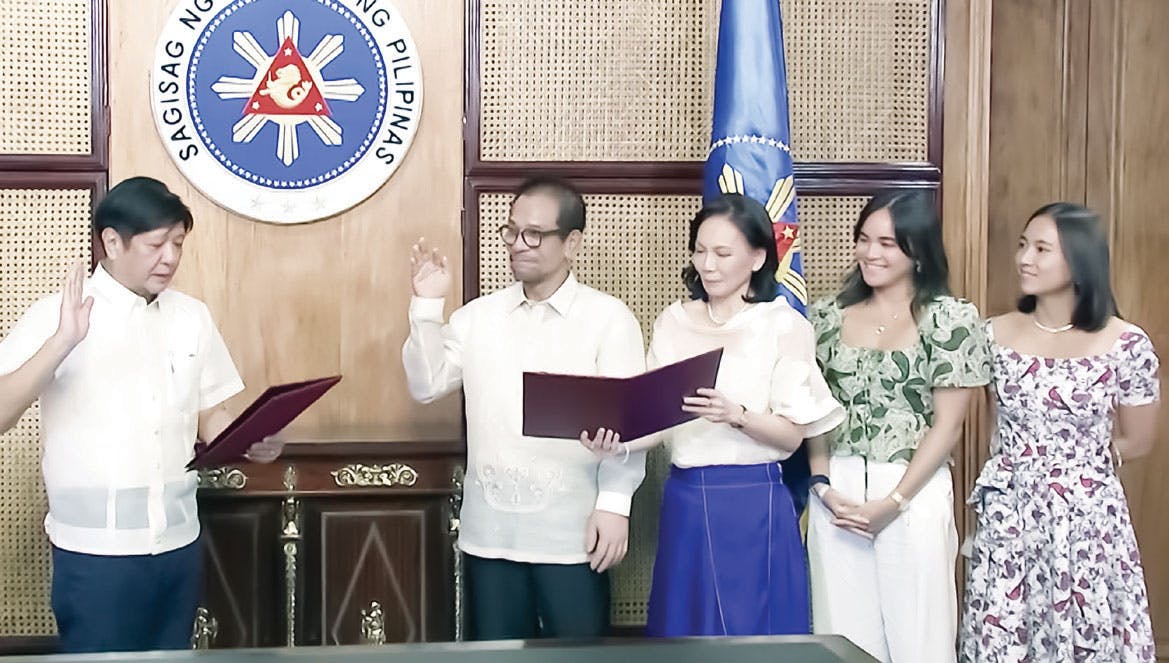 Paquito Ochoa Jr Benigno Aquino III | TV Philippines Wiki | Fandom