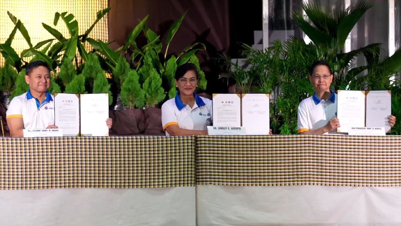 Gov’t Rolls Out New Scholarship For Underserved Students | OneNews.PH