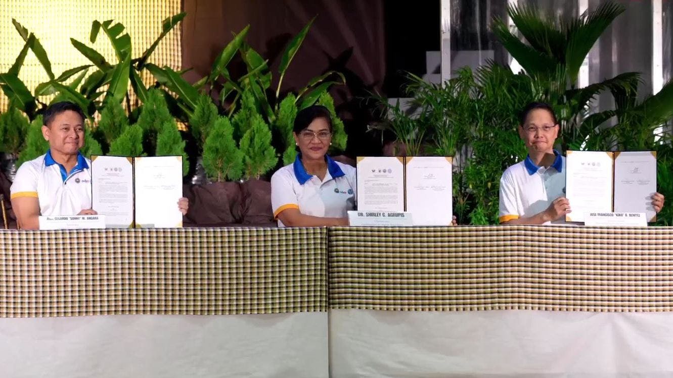 Gov’t Rolls Out New Scholarship For Underserved Students | OneNews.PH