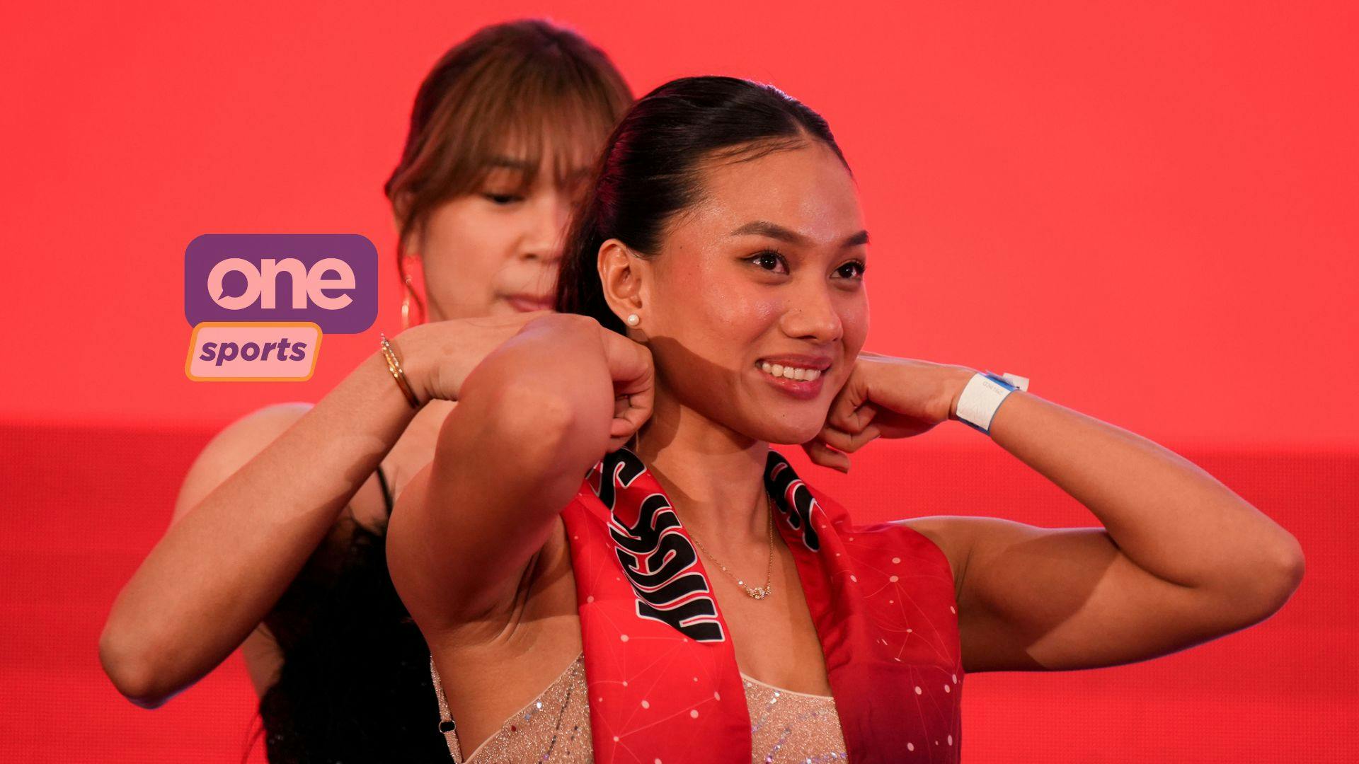 PVL: Angge Alcantara excited to learn under PLDT veteran setters Kim ...