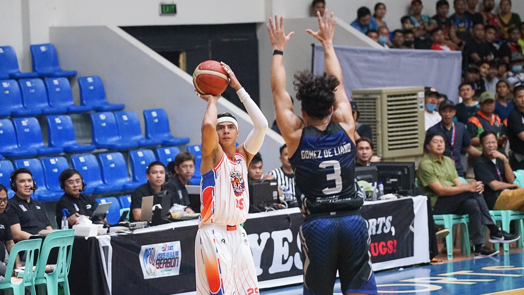 Free agent Arwind Santos has bold wish as he aims to return to PBA ...