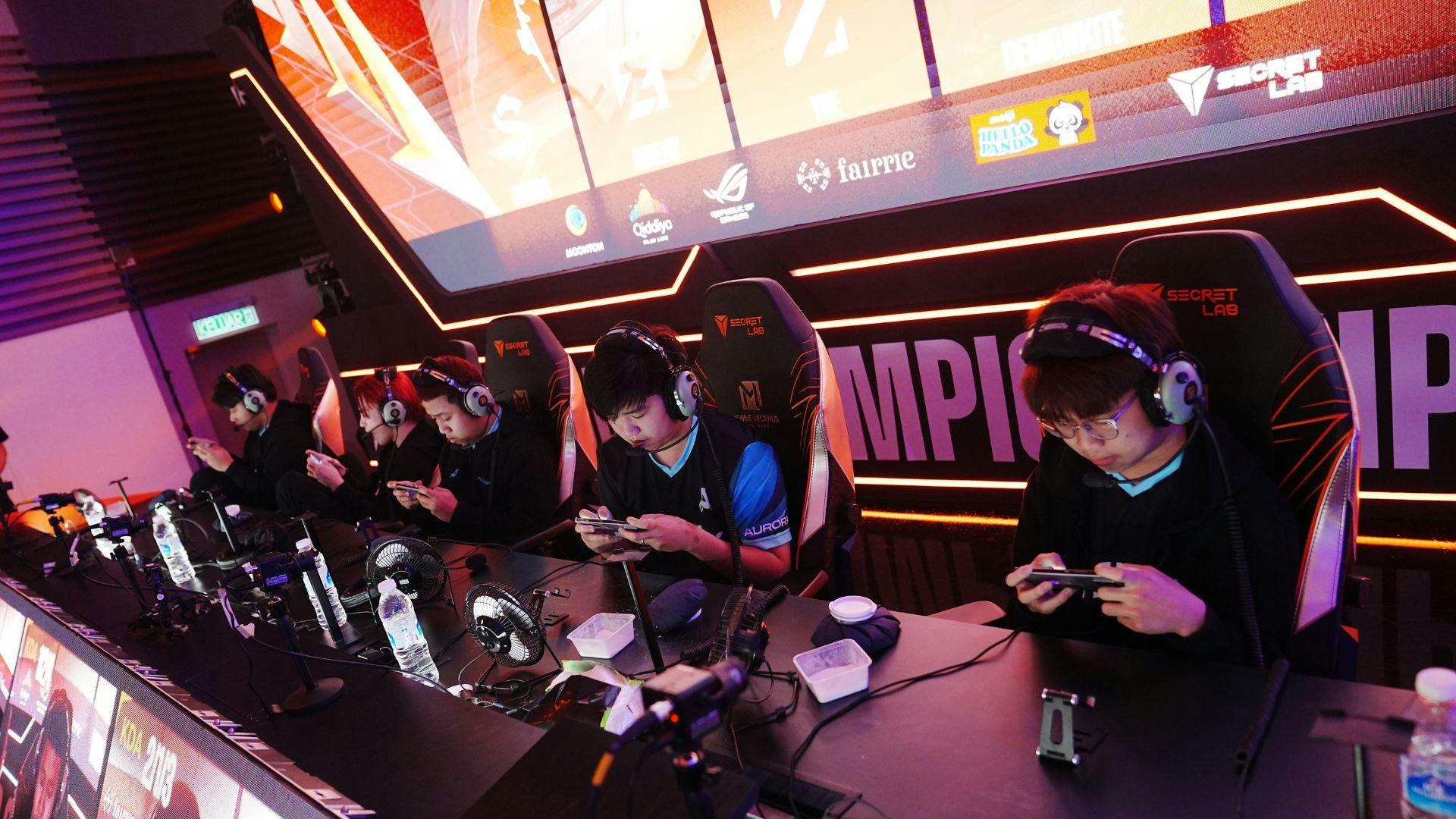 Aurora Gaming to keep roster intact after early exit in M6 World ...