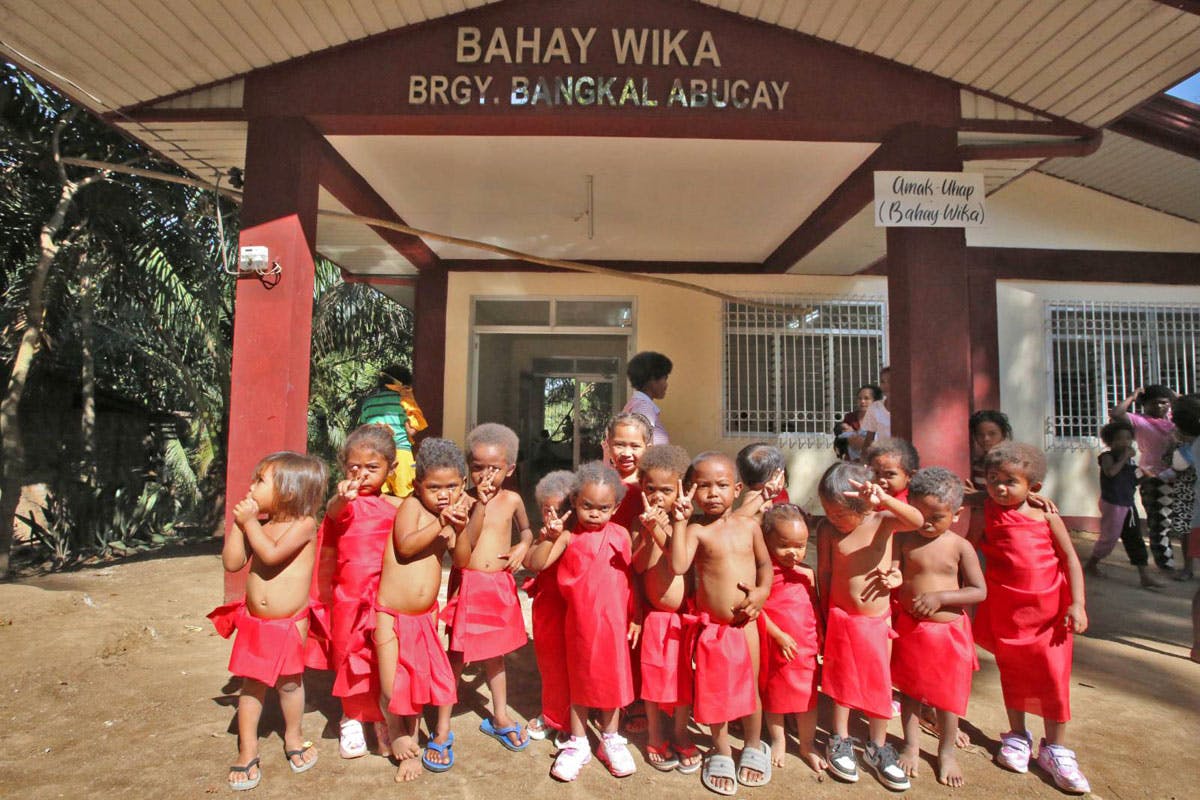 Bataan School Keeps Ayta Language Alive | OneNews.PH