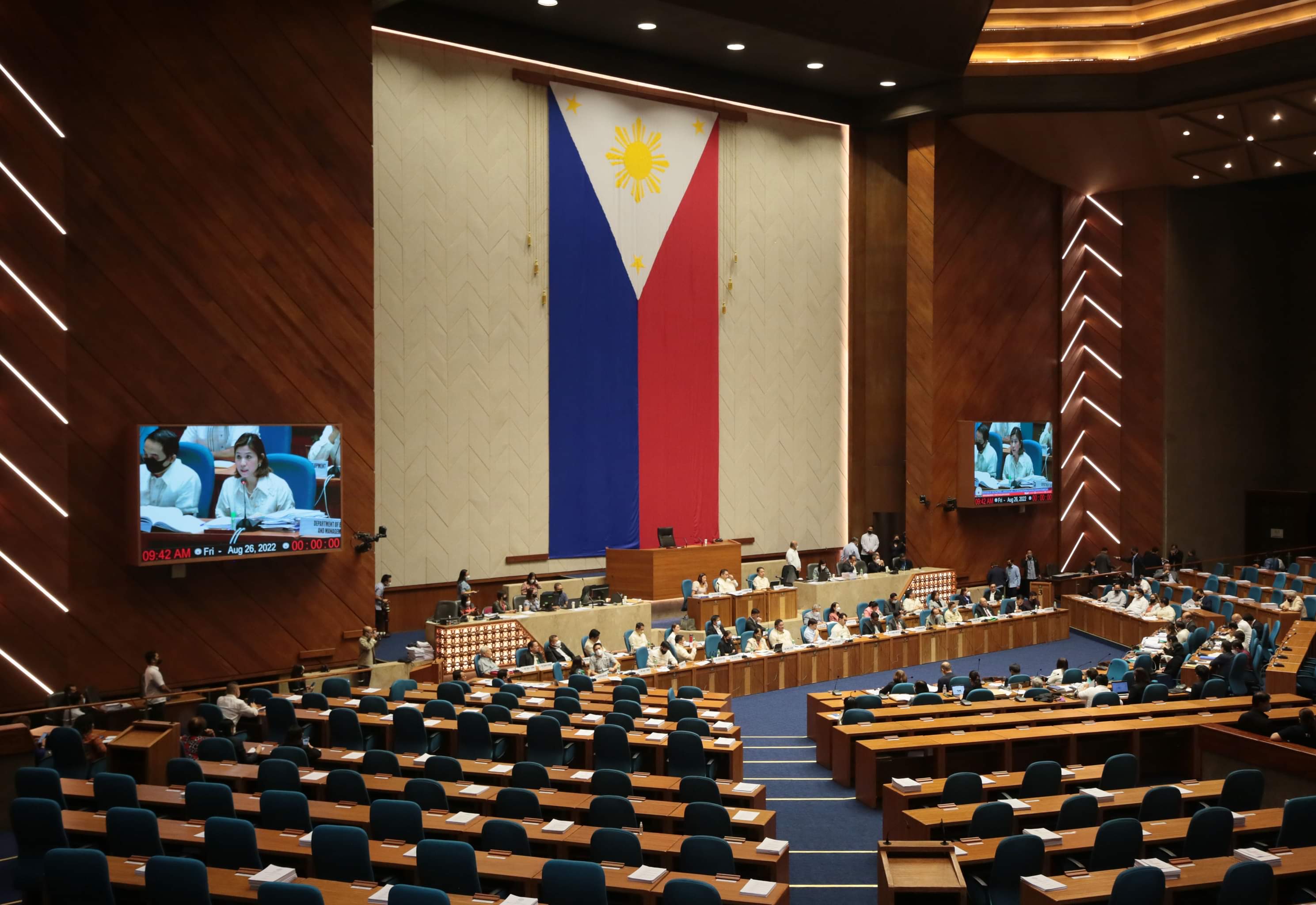 Proposed 2023 Budget Set For Plenary Debates | OneNews.PH