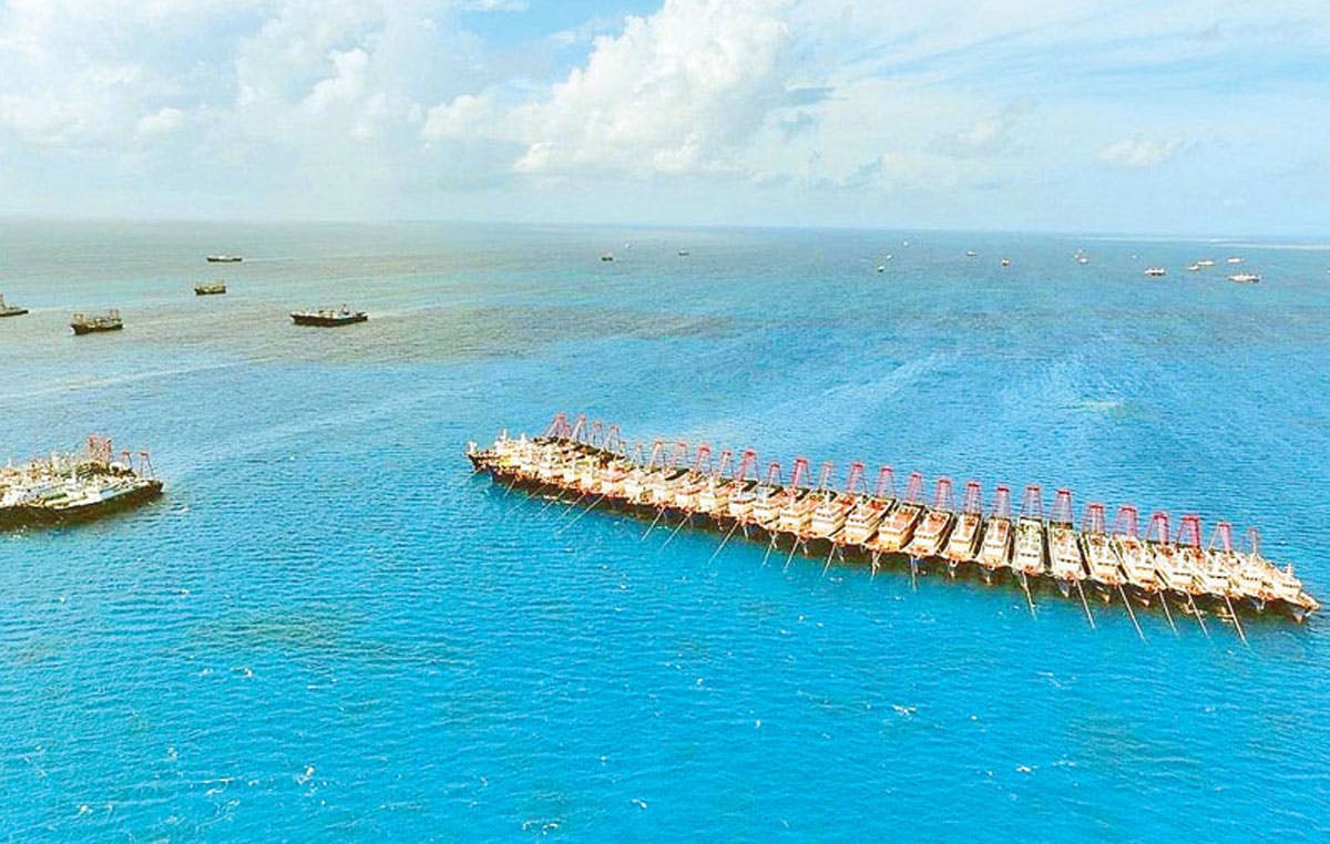 135 Chinese Vessels Swarm Julian Felipe Reef – PCG | OneNews.PH