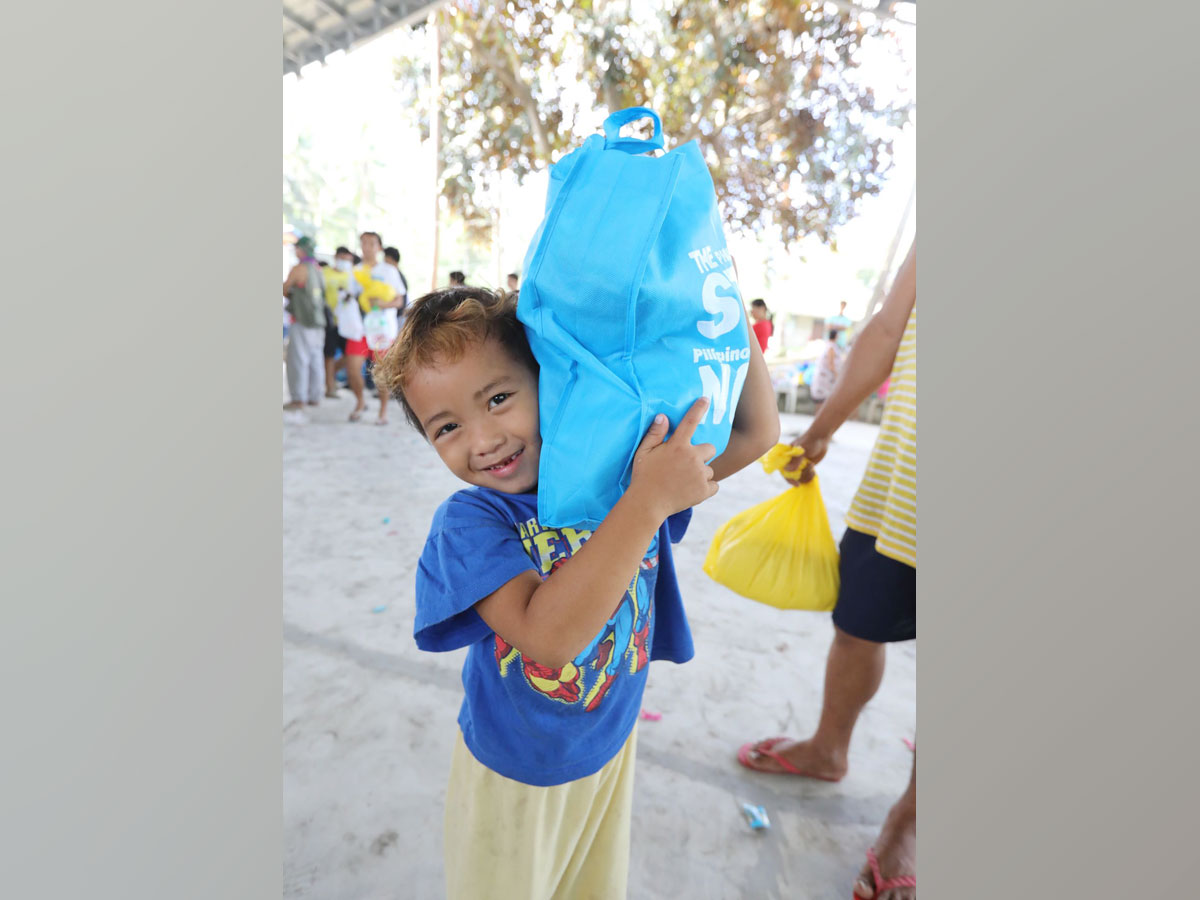 A Taal Baby And A Humble Town On The Front Line | OneNews.PH