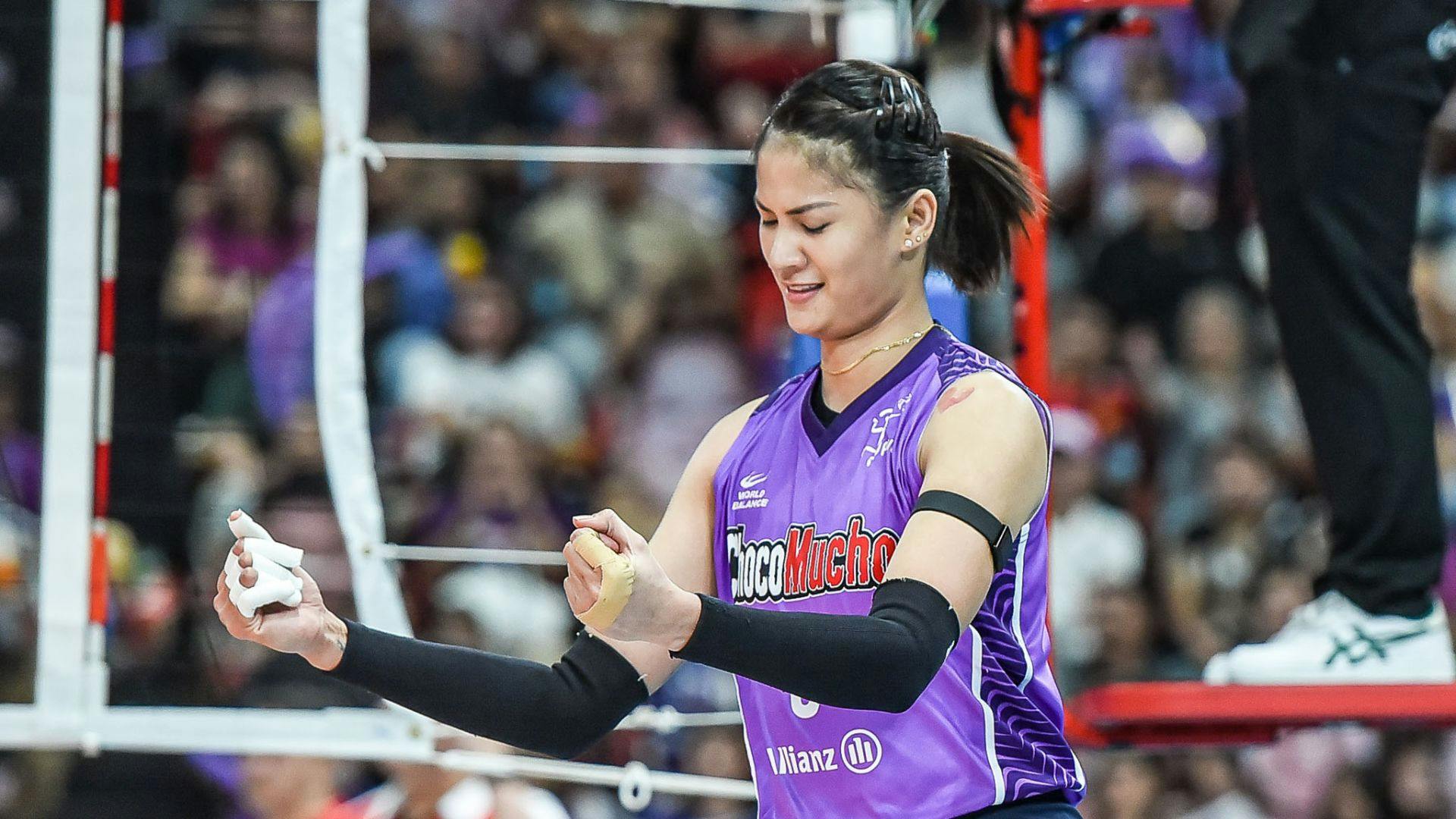 Why is Dindin Santiago-Manabat smiling more with Choco Mucho ...