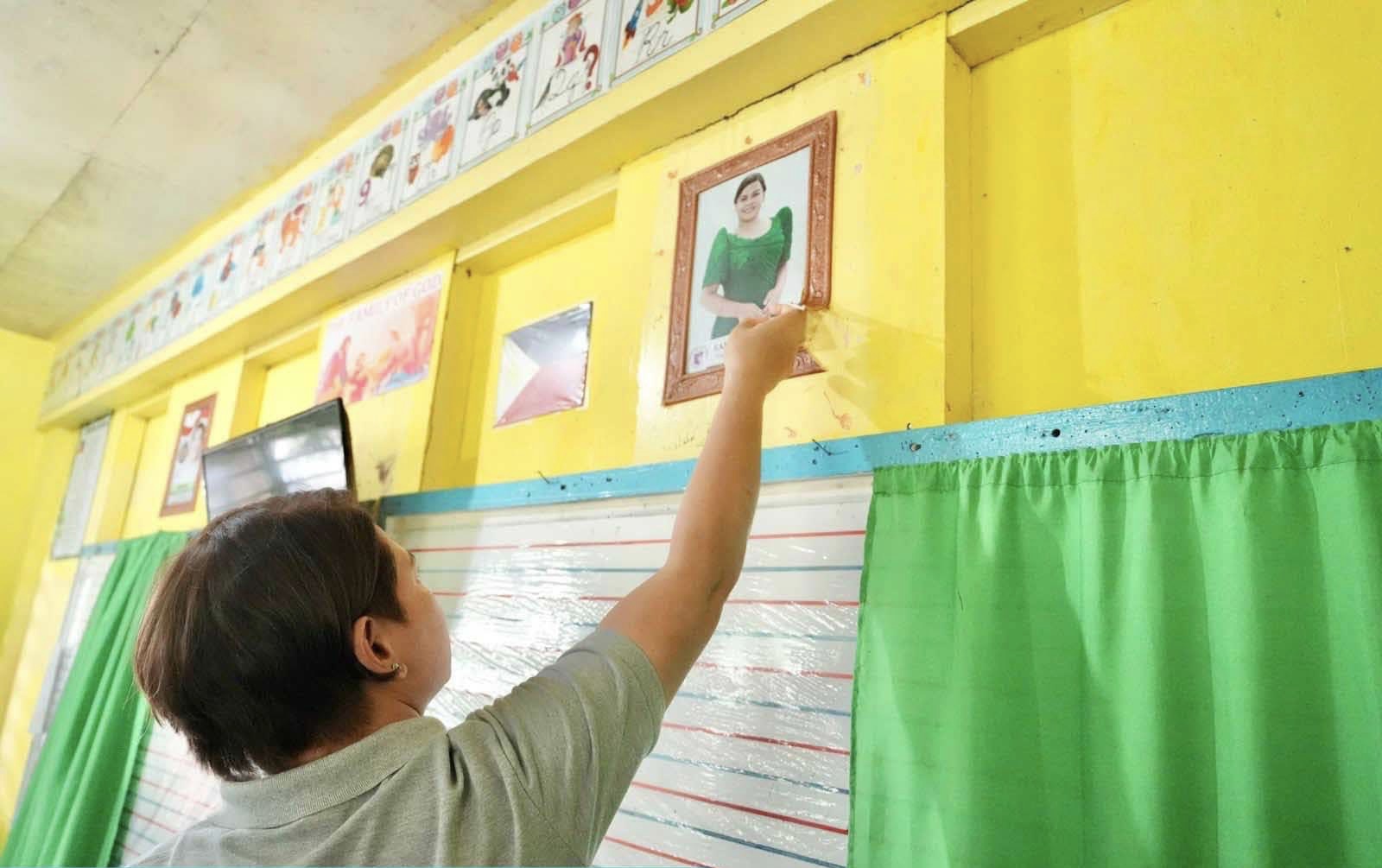 ‘Simple’ Christmas Decor Allowed In Classrooms – DepEd | OneNews.PH
