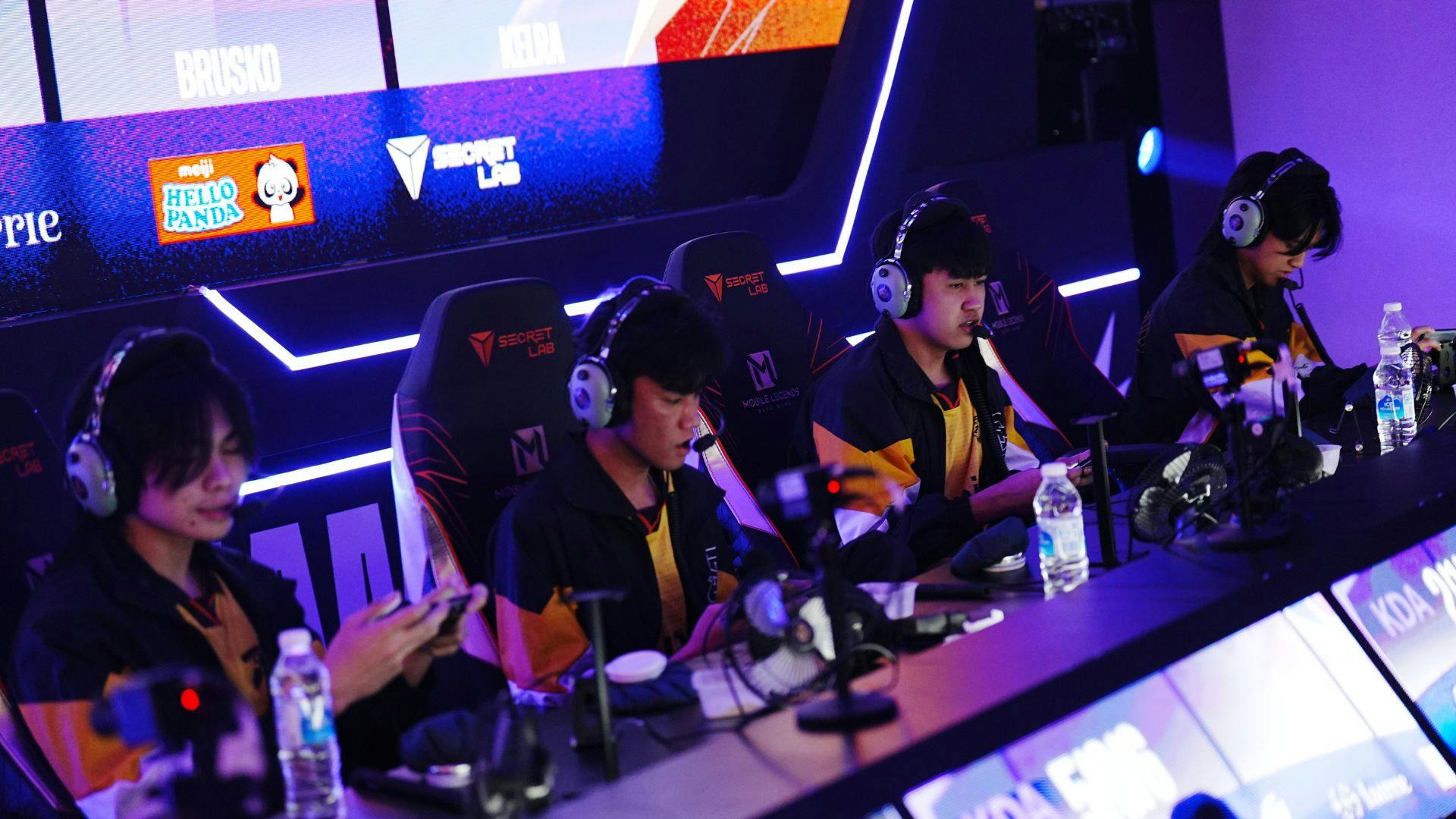 Trust and teamwork keys to success, says Fnatic ONIC PH coach after 2-0 ...