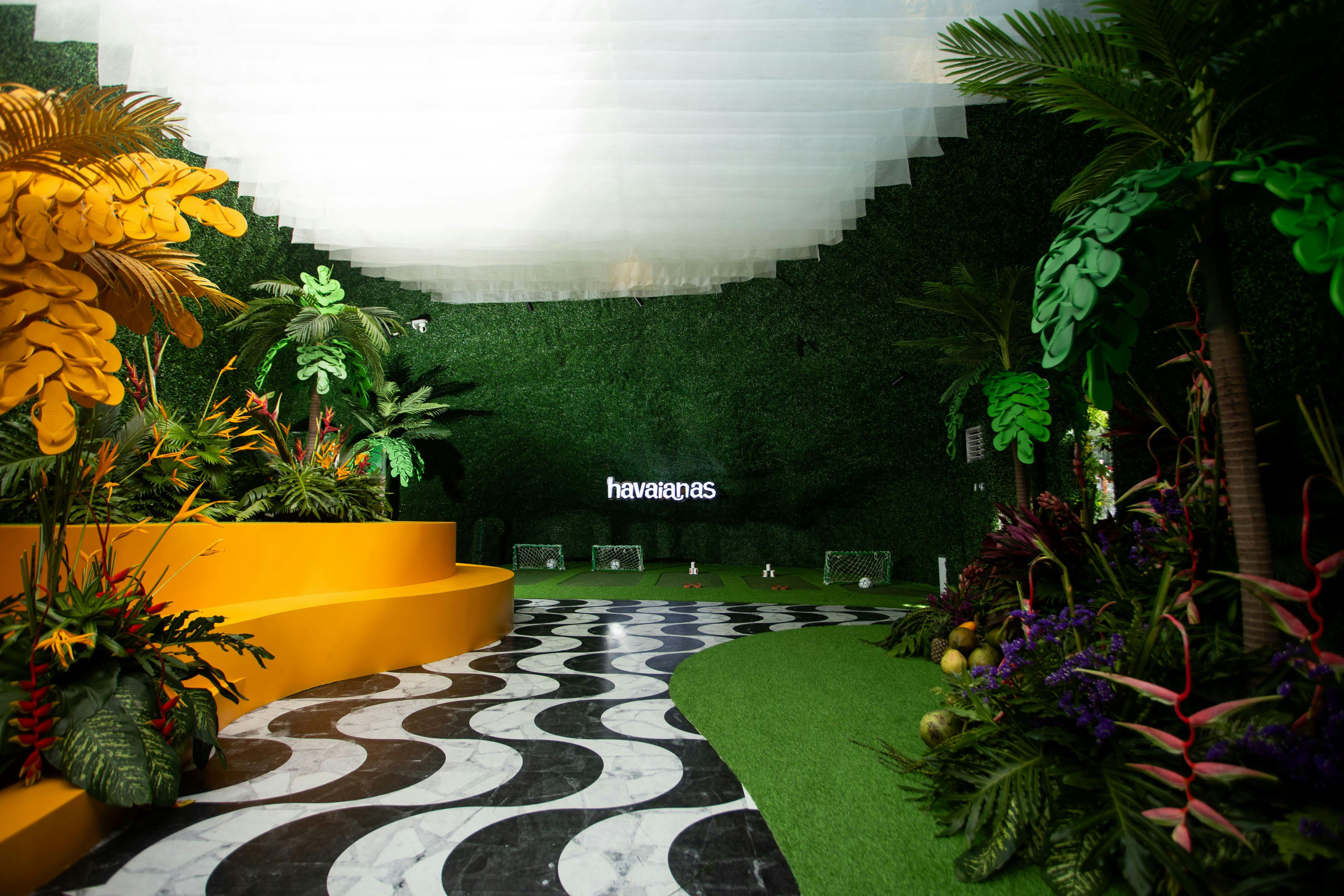 Step Into PAARK, It’s Literally The Biggest Thing Havaianas Has Ever ...