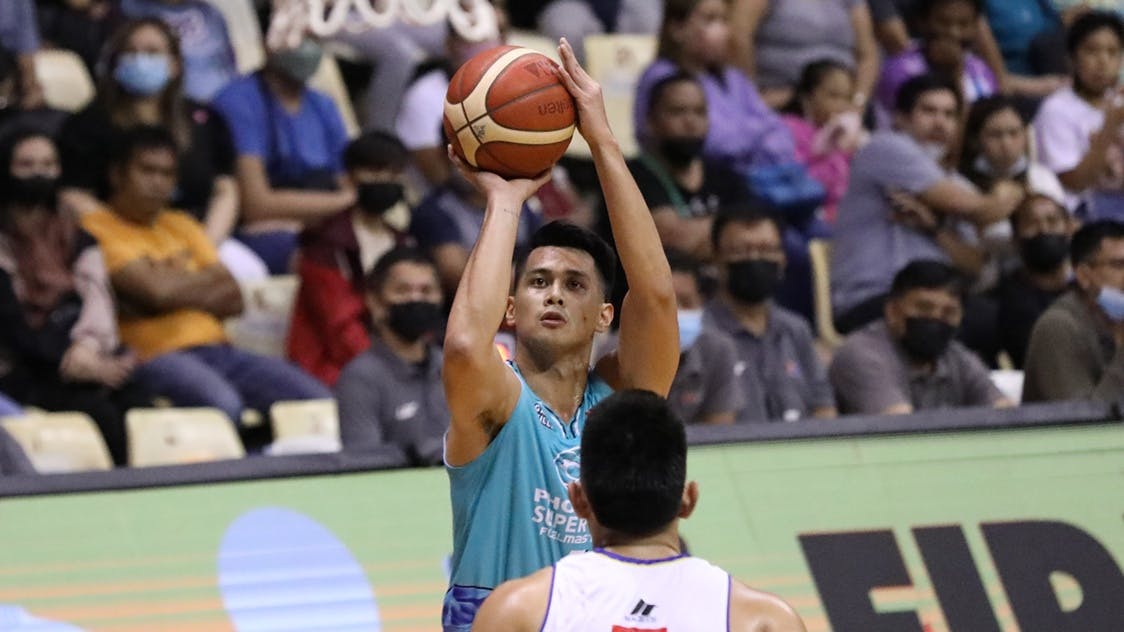 Fuel Master Javee Mocon cries foul over physical play | OneSports.PH