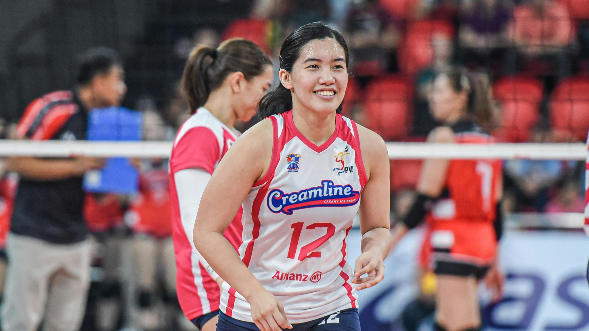 Balling out: Jia de Guzman shows fun practice with new team in Japan V ...