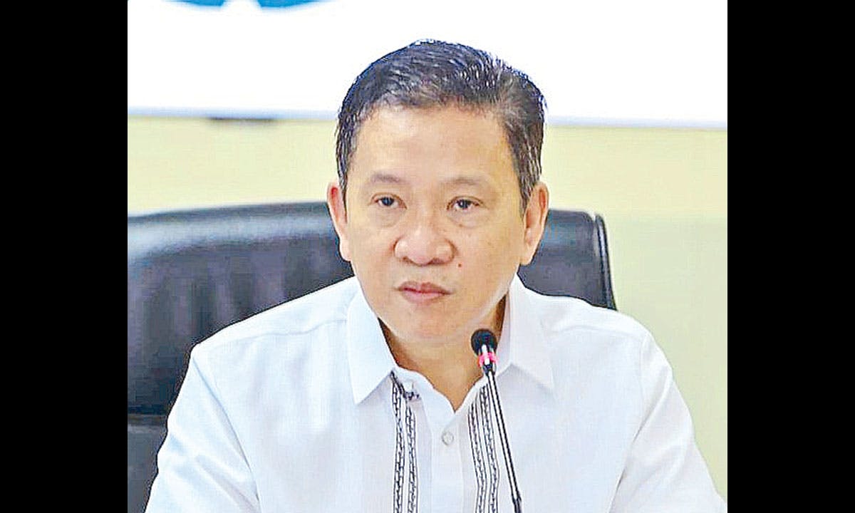 Marcos Suspends LTFRB Chief Over Corruption Allegations | OneNews.PH