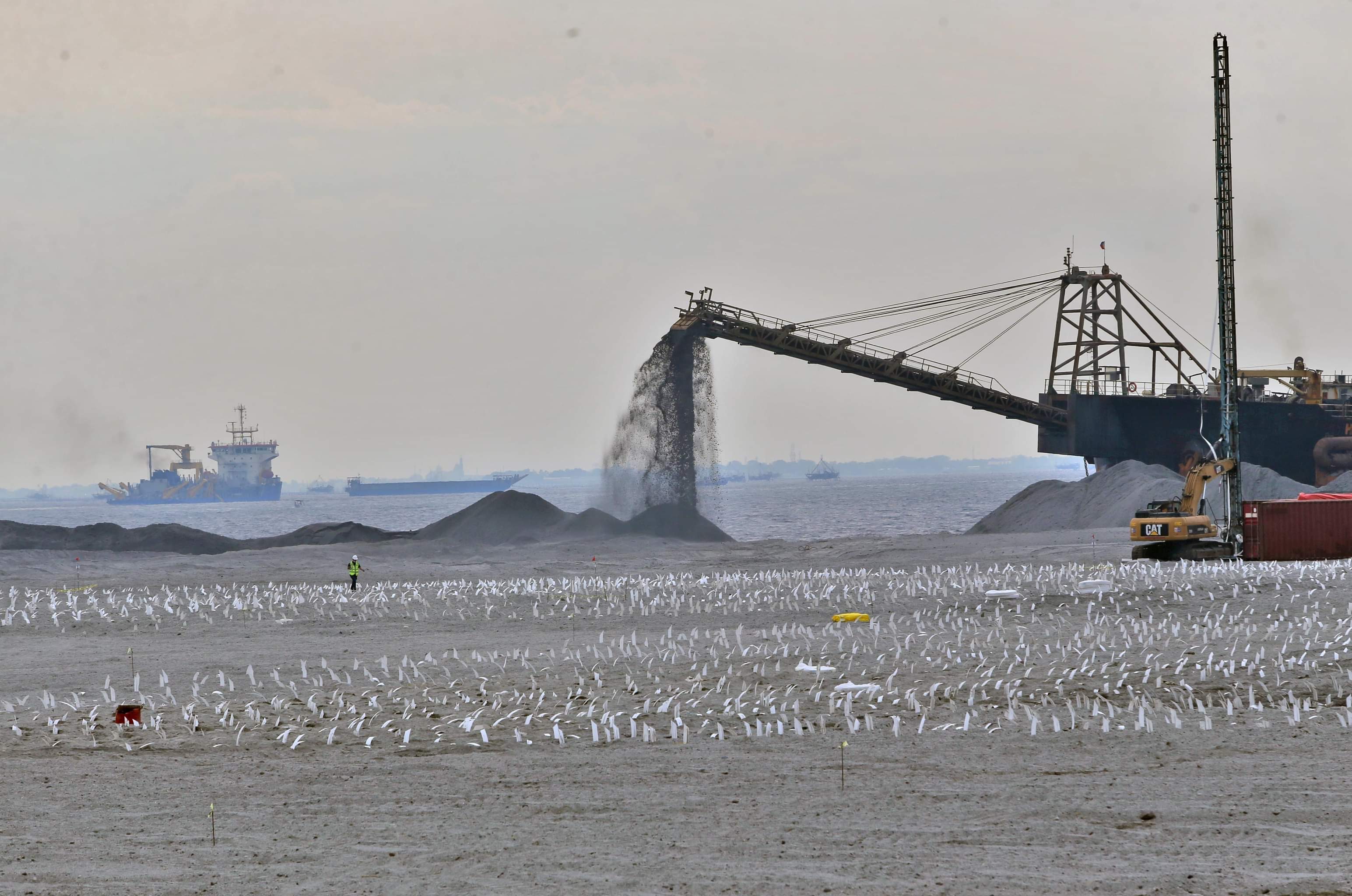 DENR To Review All Manila Bay Reclamation Projects | OneNews.PH