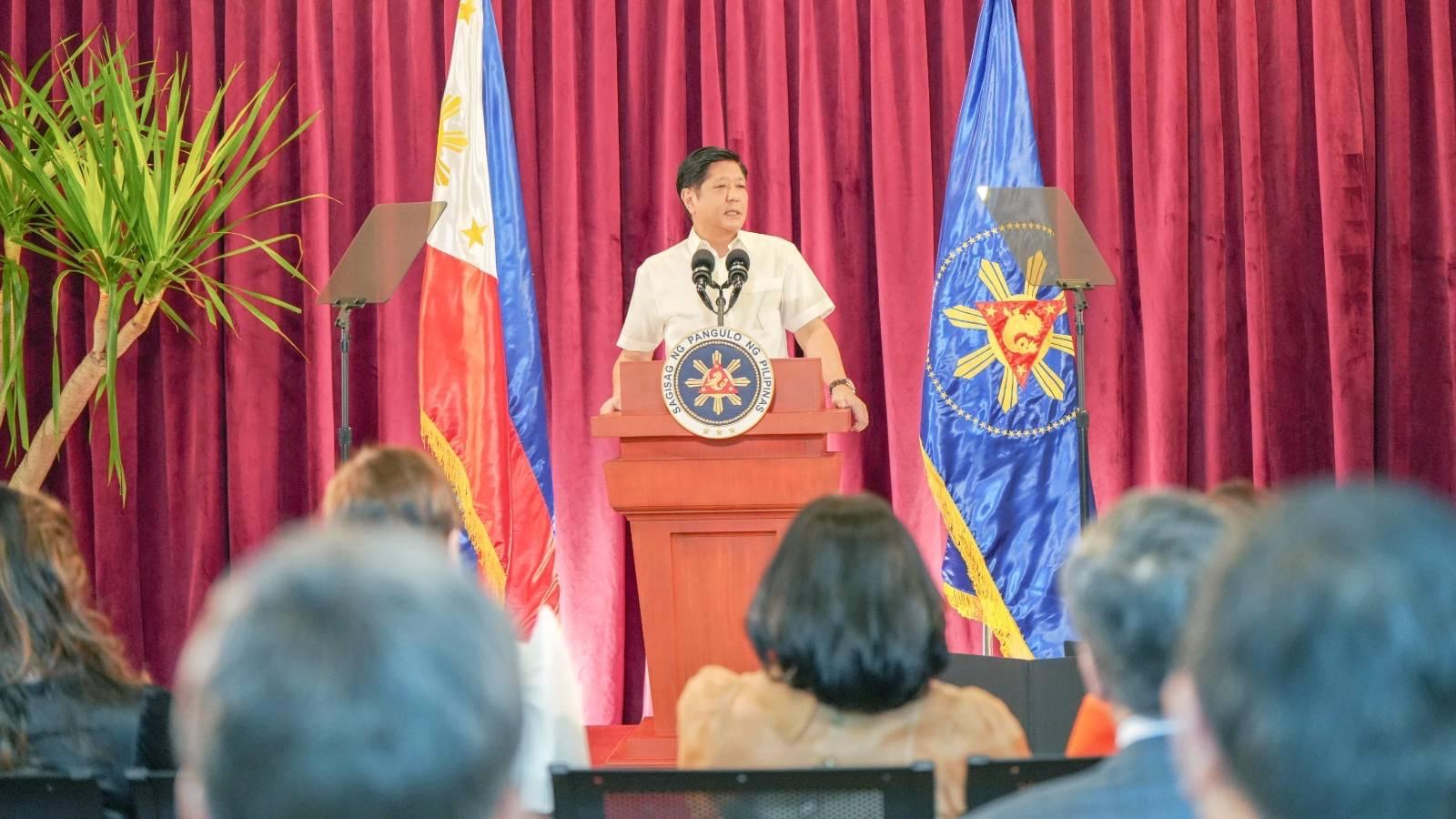 Marcos Off To Davos For World Economic Forum | OneNews.PH