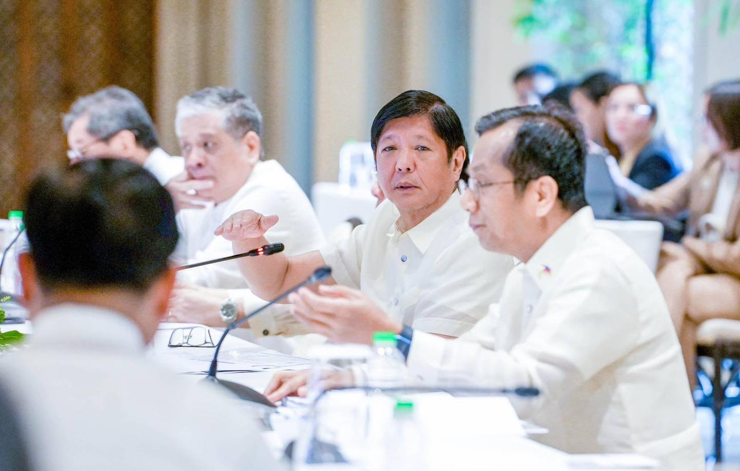 Marcos Deserves ‘Incomplete’ Grade – Political Analyst | OneNews.PH