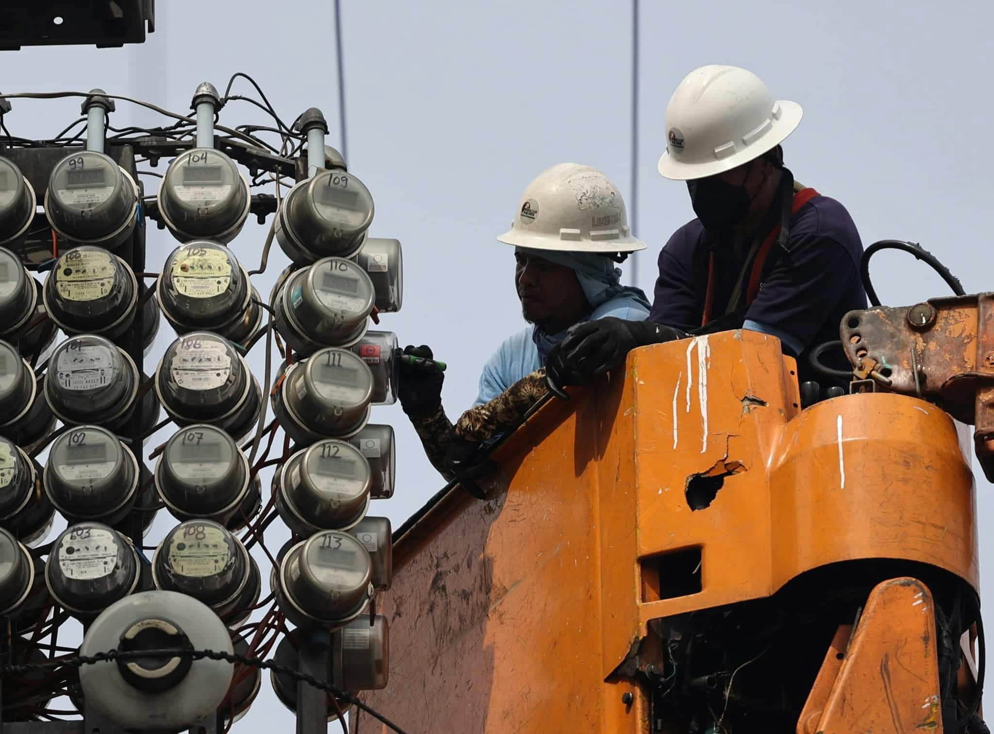 Meralco Rates Up, But Not Due To Oil Crisis | OneNews.PH