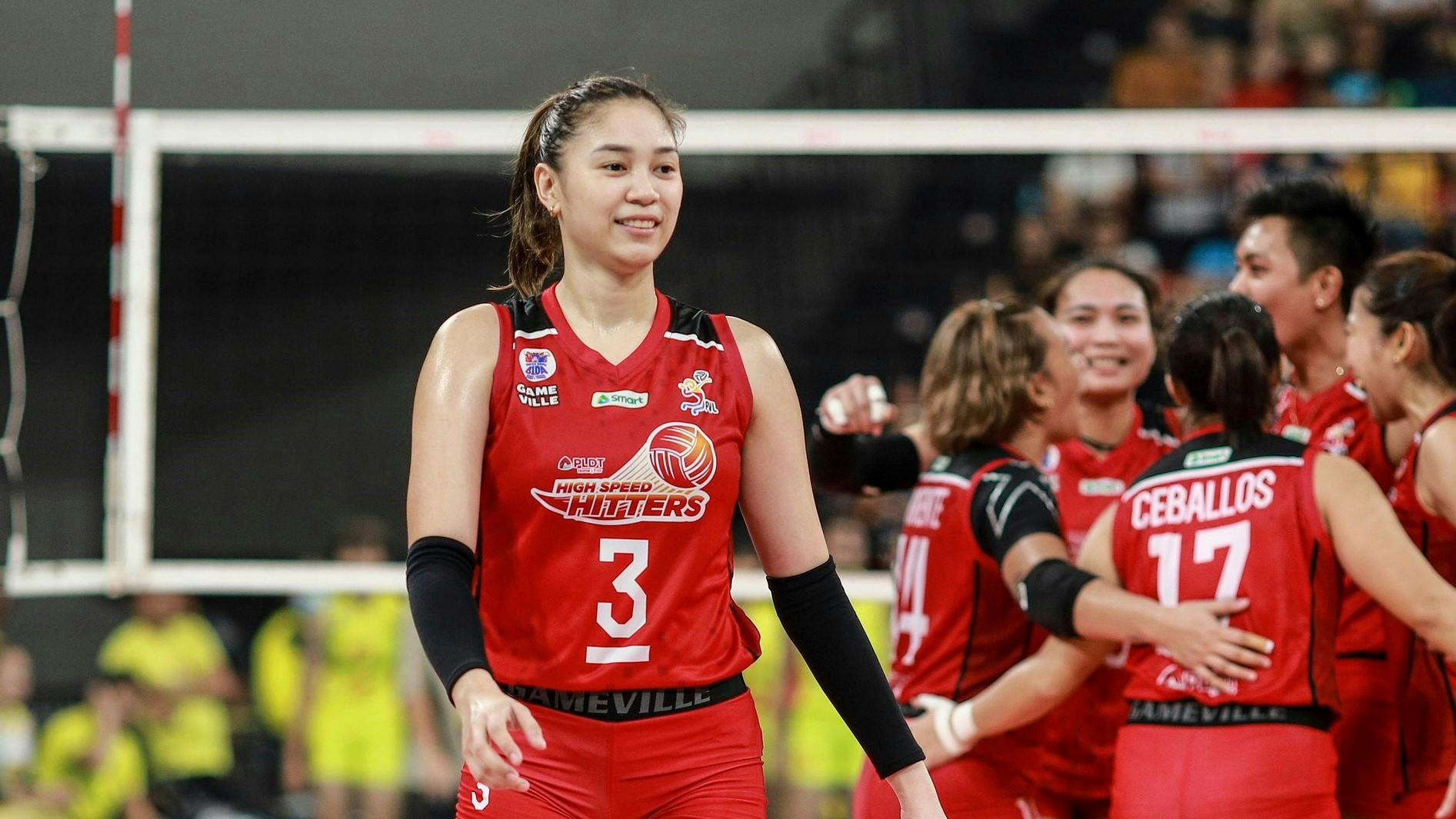 Mika Reyes' hilarious post with PLDT teammates is hard to unsee ...