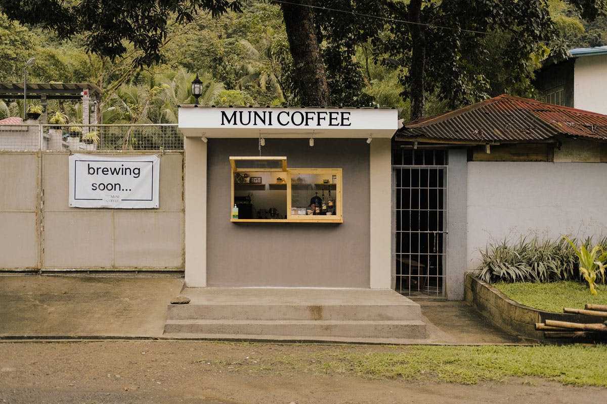 These Four Roadside Coffee Shops Are A Hit Amid The Pandemic | OneNews.PH
