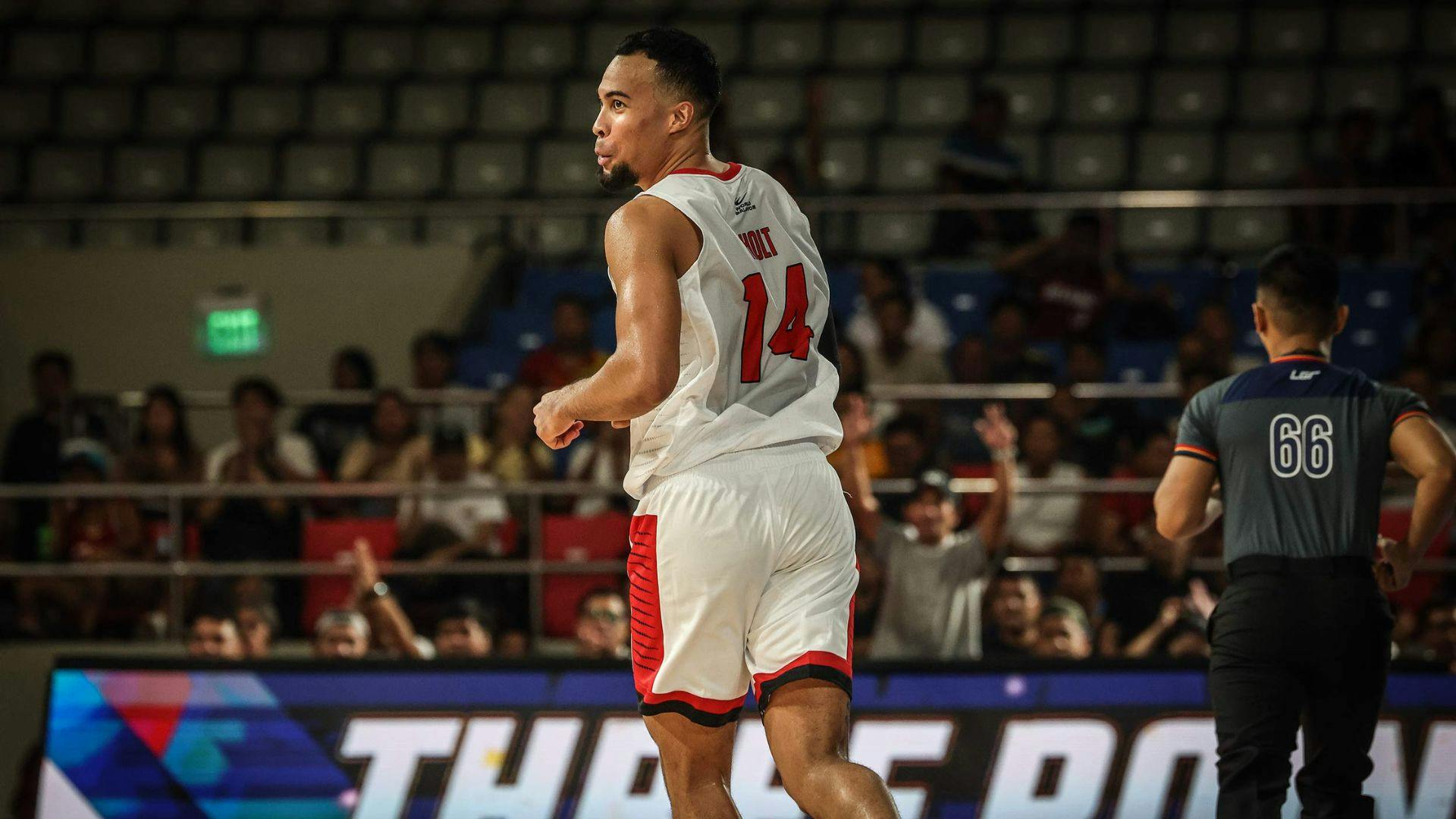 Stephen Holt on fire as Ginebra stops NLEX on its tracks for winning ...