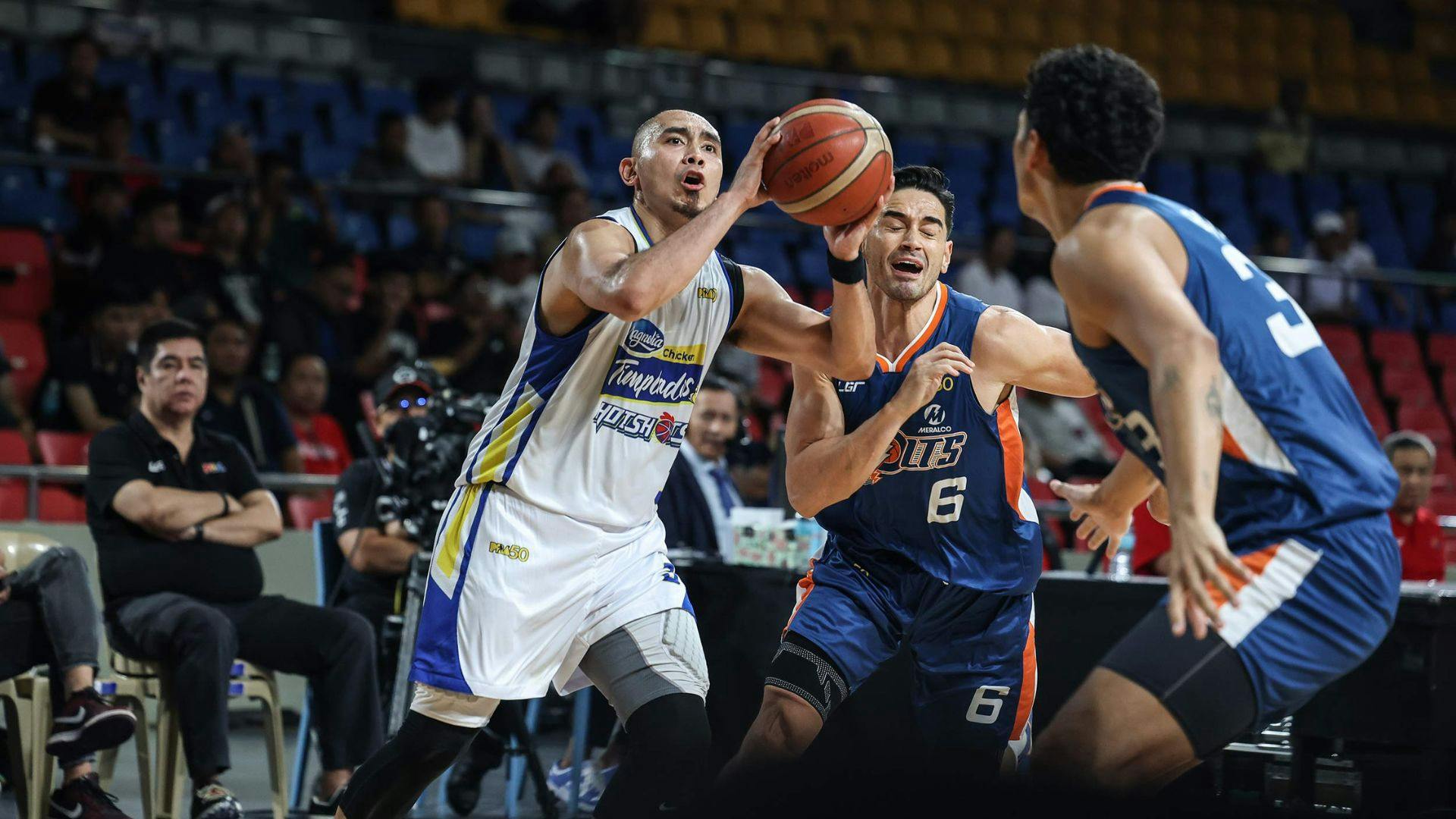 Lee goes off from 4-point zone as Magnolia remains perfect in PBA PH ...