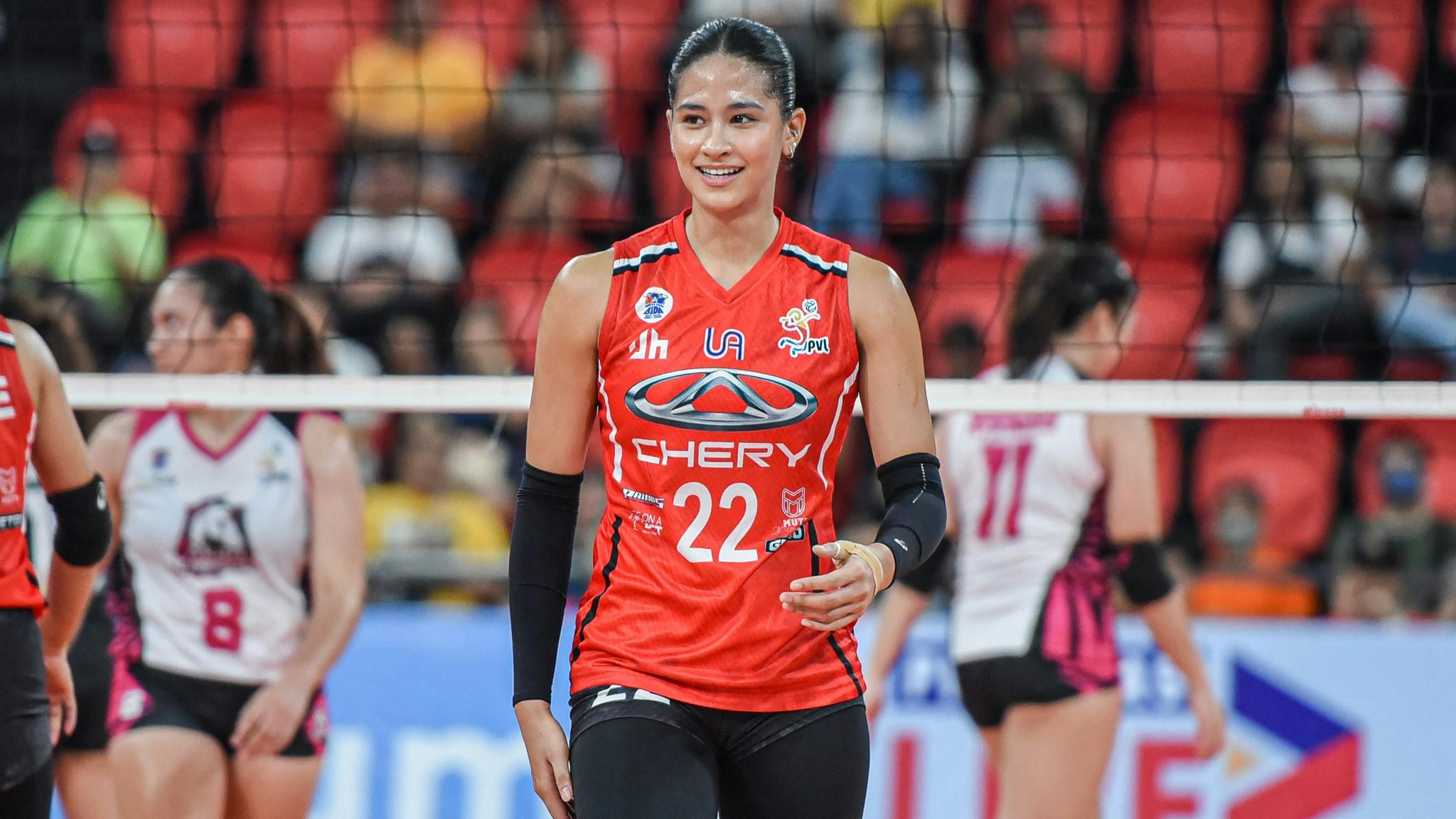 Chery Tiggo's Pauline Gaston gets fabulous look for driver's license ...