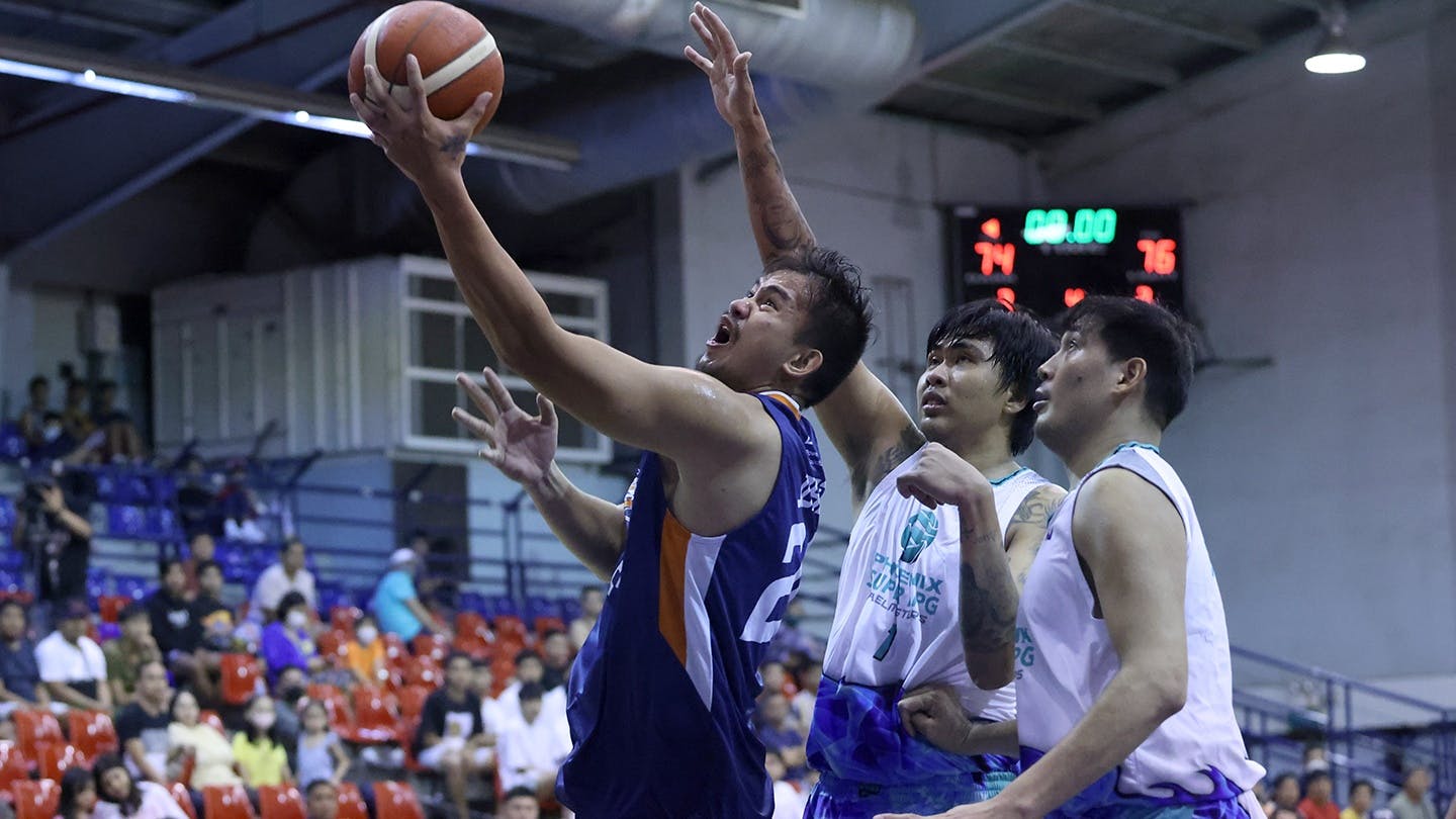 Raymar Jose gives Reynel Hugnatan flashbacks with brawny style of play ...