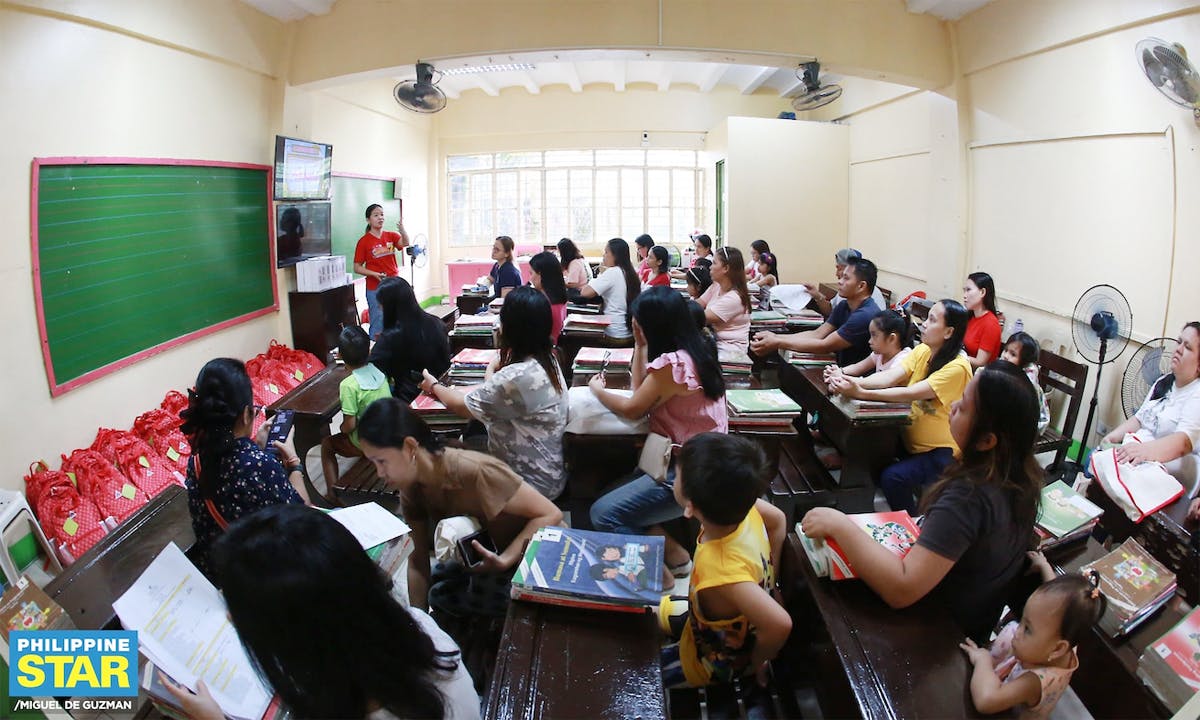 Rain Or Shine, Schools Start Classes Today | OneNews.PH