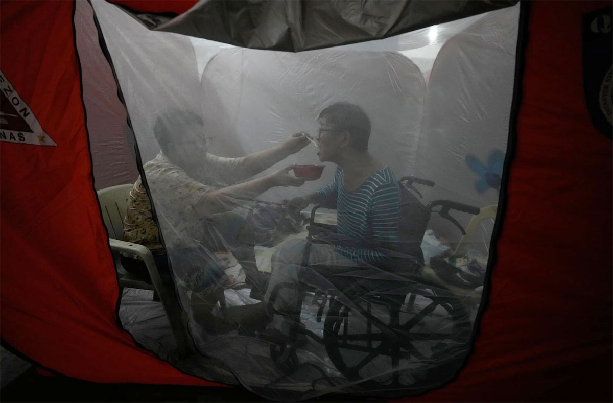 One Photo That Captures Tenderness Amid Chaos Caused By Super Typhoon ...