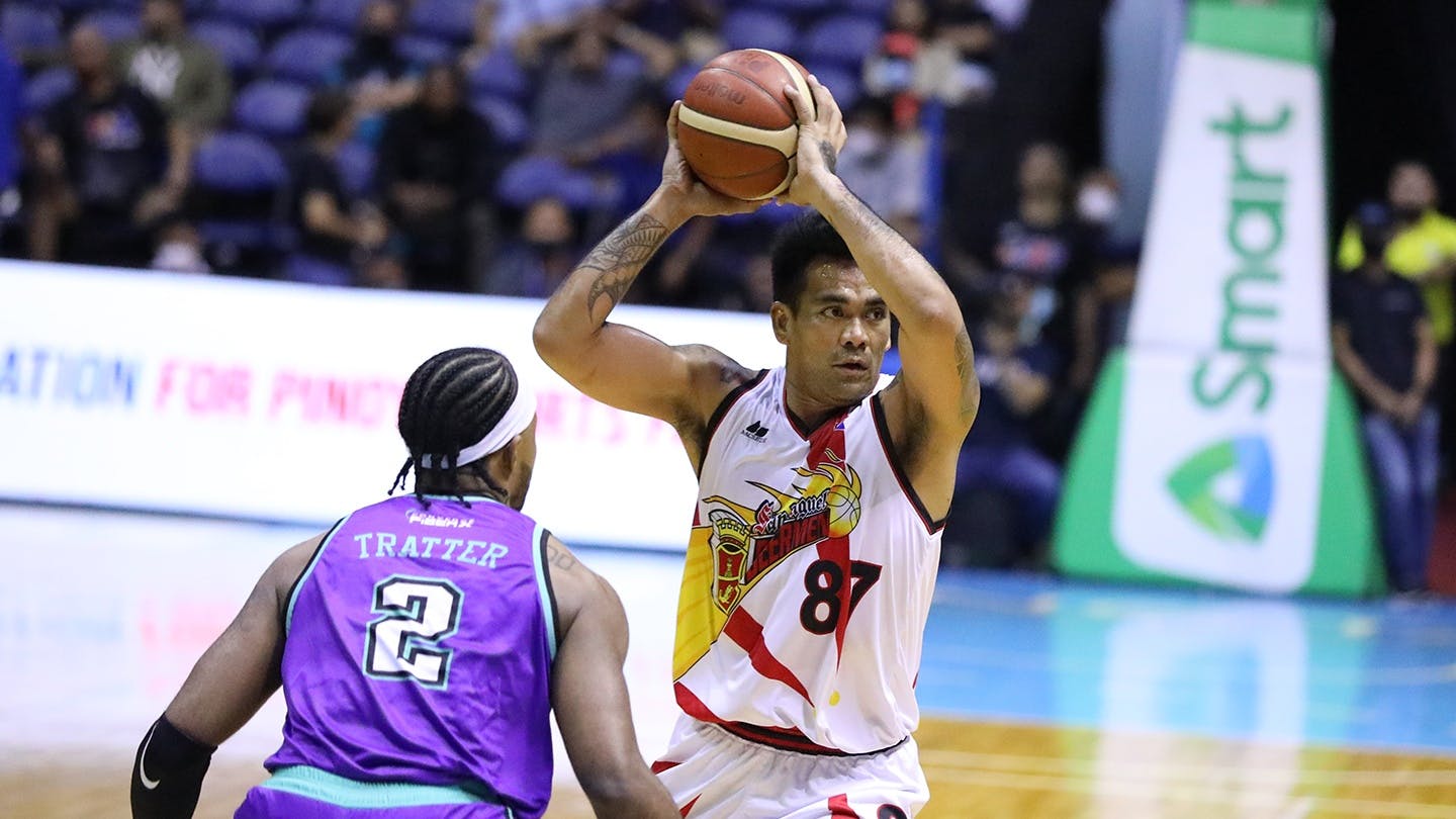 Vic Manuel delivers another solid performance as San Miguel punches ...