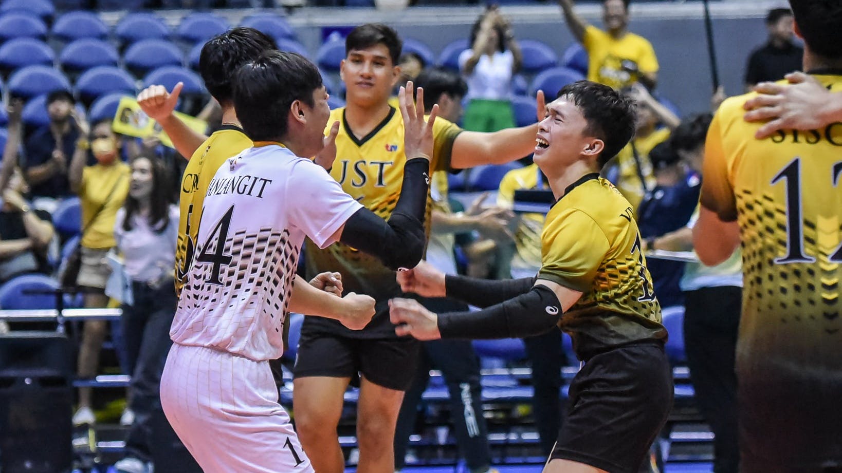 Sleepless ace Josh Ybanez wills UST past La Salle: ‘Kapag nasa court ...