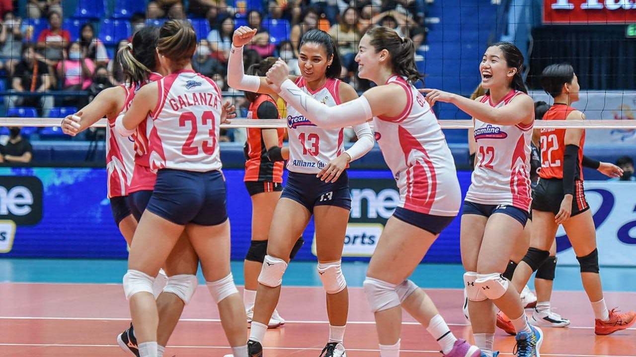 Check out Creamline players' unique strategies in playing lato-lato ...
