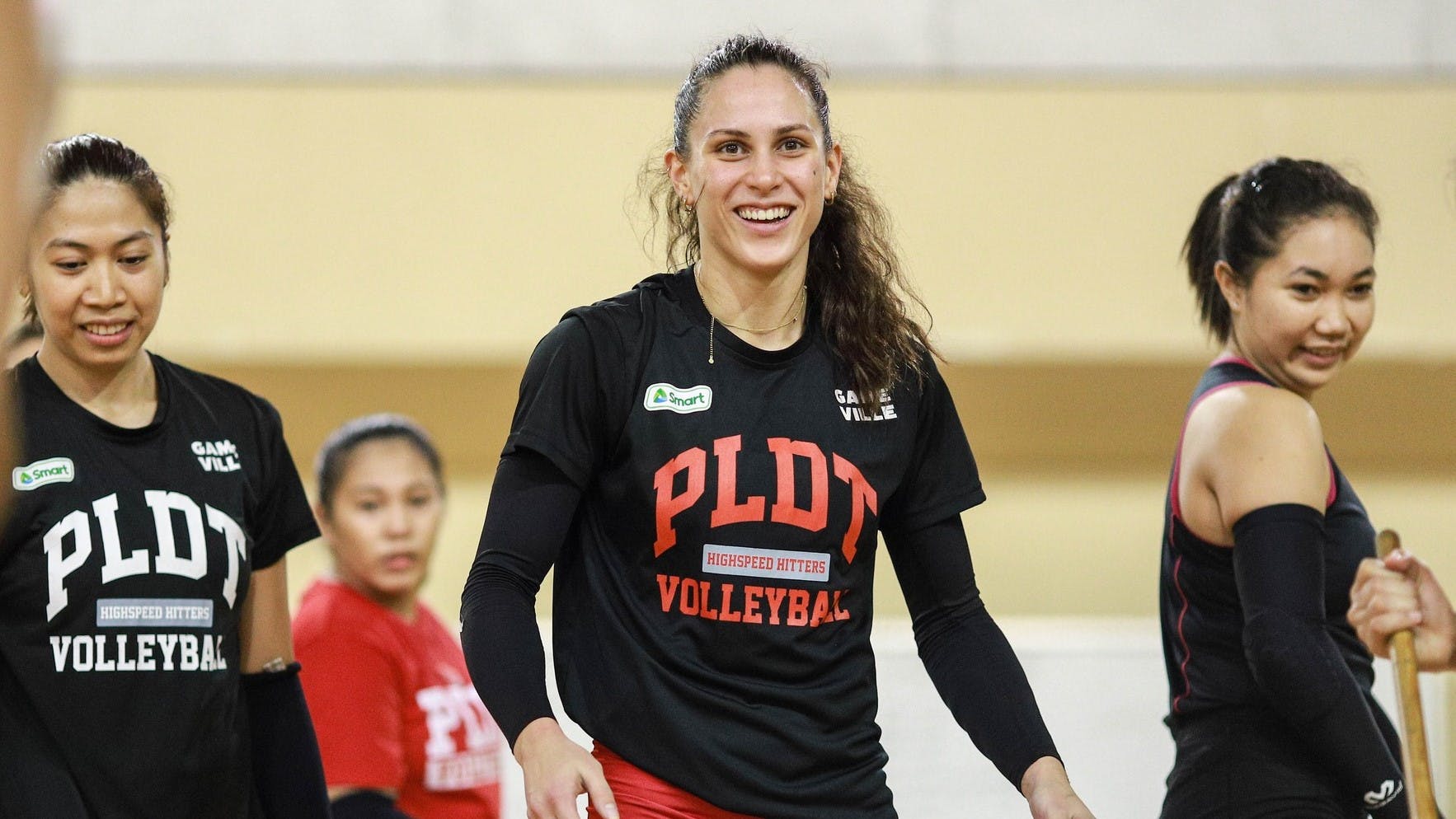 PLDT's Royse Tubino dishes on Fil-Canadian recruit Savannah Davison for ...