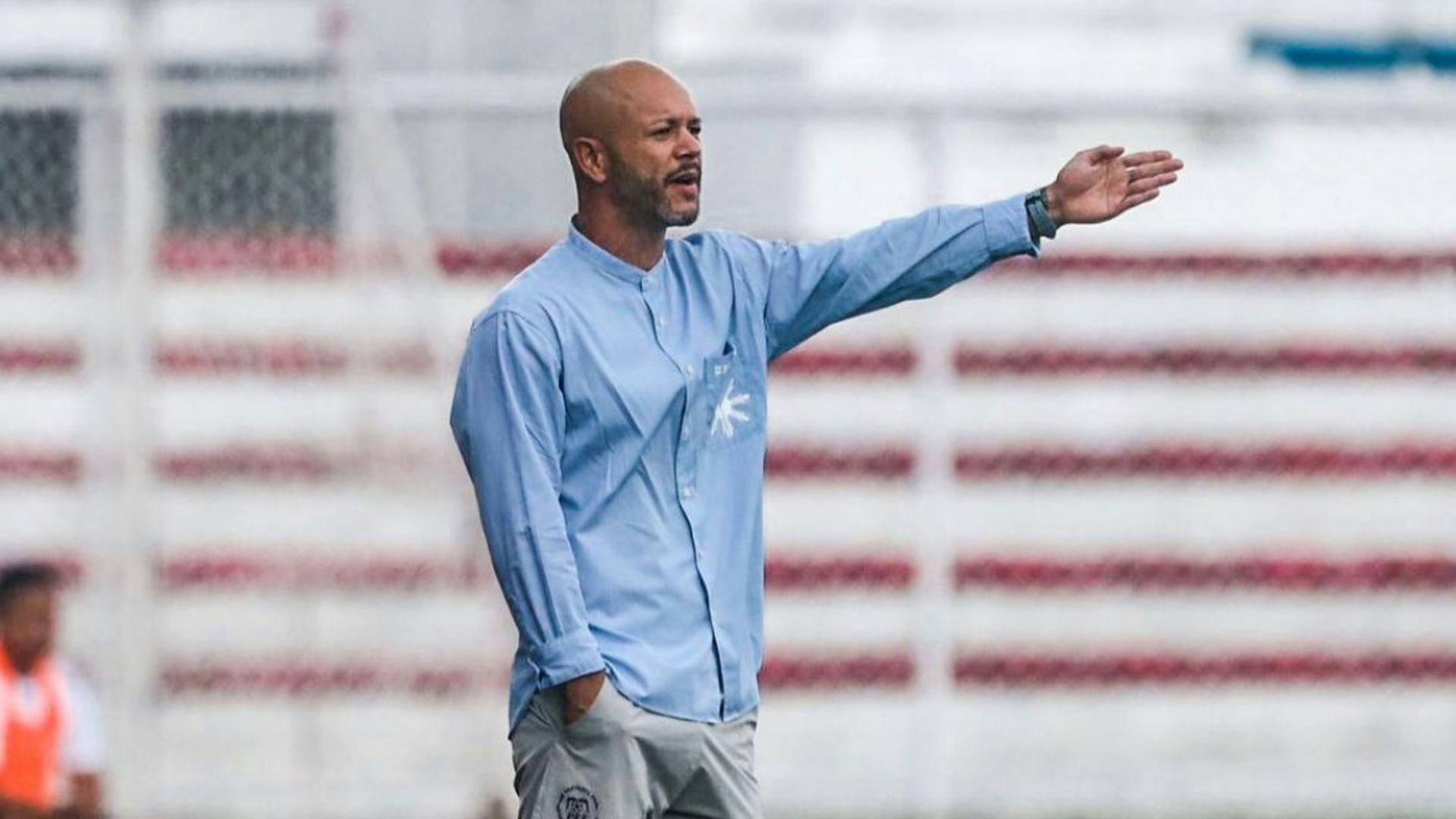 Stephan Schrock gives tips to aspiring footballers | OneSports.PH